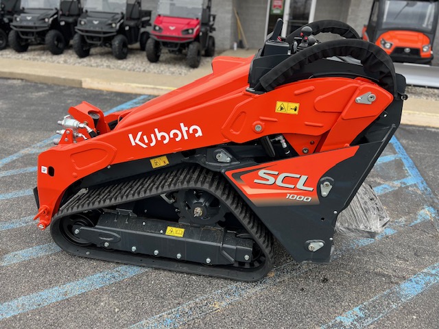 2024 Kubota SCL1000 – More Farm Stores