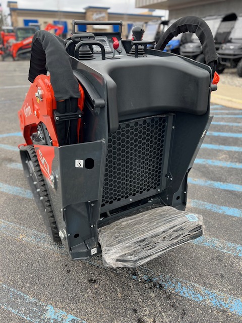 2024 Kubota SCL1000 – More Farm Stores